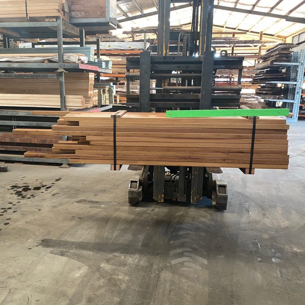 White Mahogany - Durable Wood for Stylish Creations in Austimber