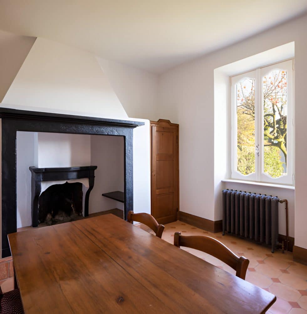 Victorian Ash Explained: A Versatile and Sustainable Hardwood